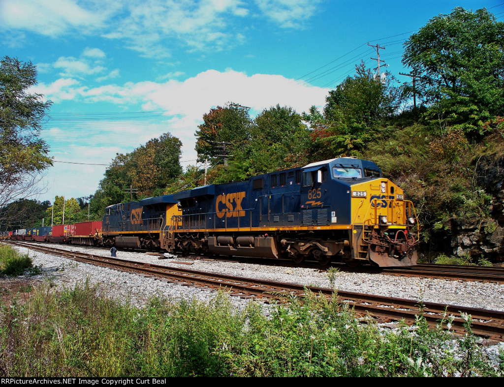 CSX 825, 875